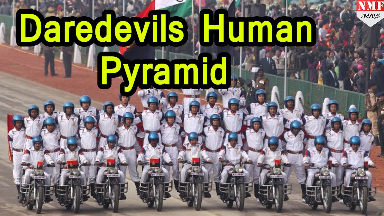 Human Pyramid formation by 'DareRajpath 67th Republic Day 1 - YouTube
