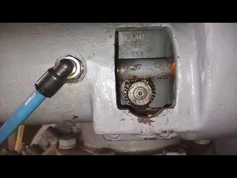 Elgi screw compressor load/unload - YouTube