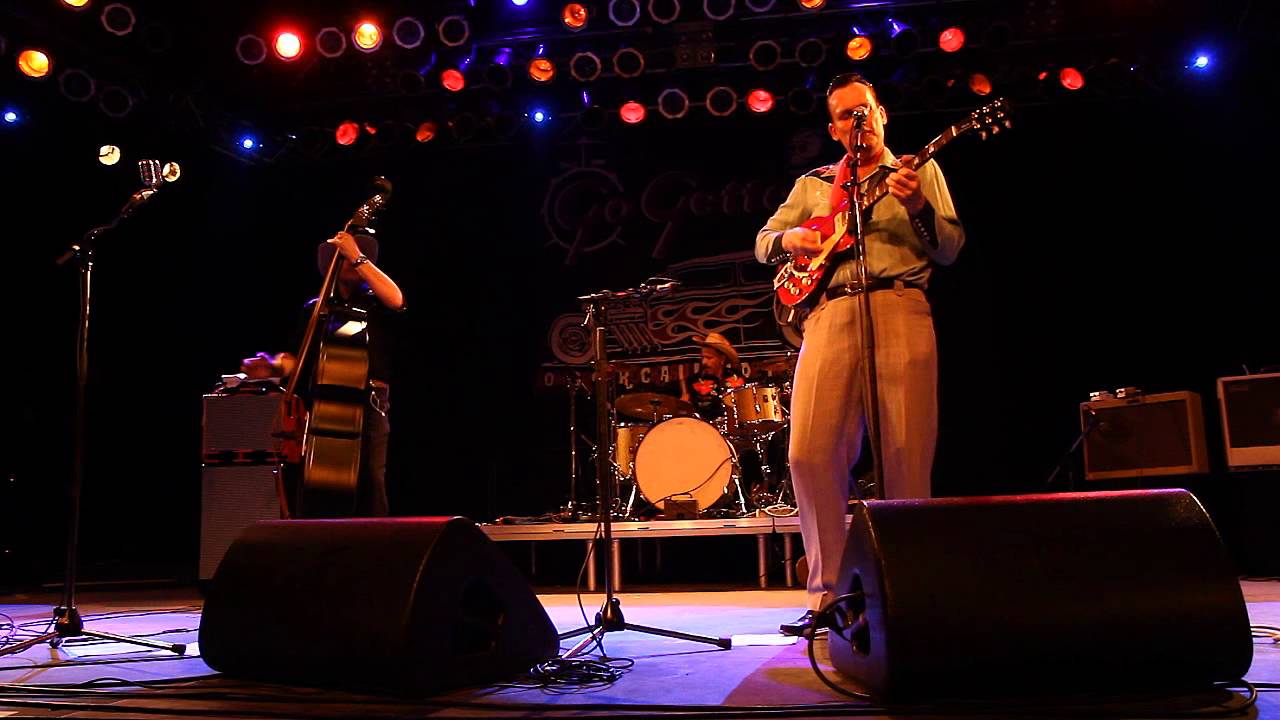 The Barnstompers - Whirlpool (live Finland 2013) - YouTube