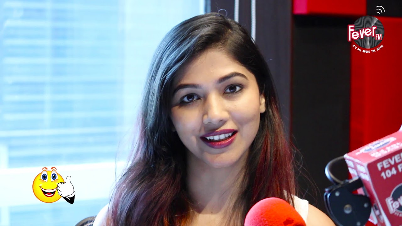 Rangeeli Ruchi II Bollywood Cafe II Fever 104 FM - YouTube