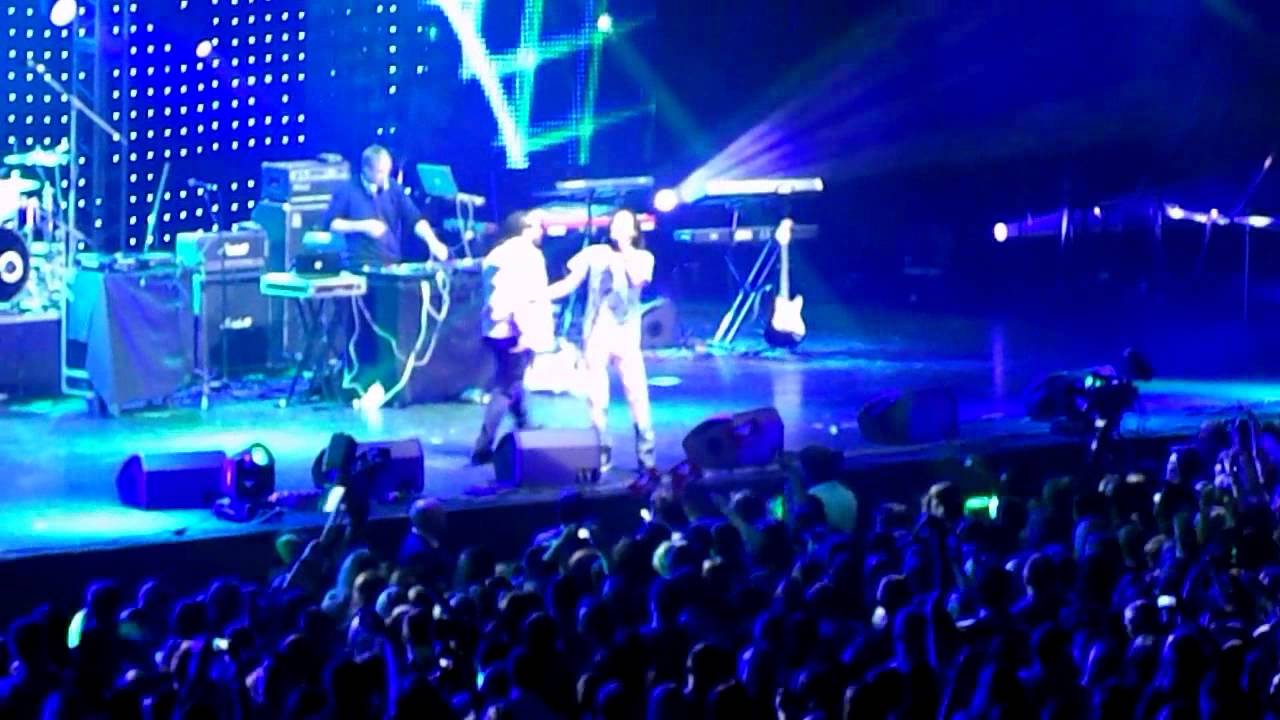 Madcon - Unbreakable (Live in Saint Petersburg) - YouTube