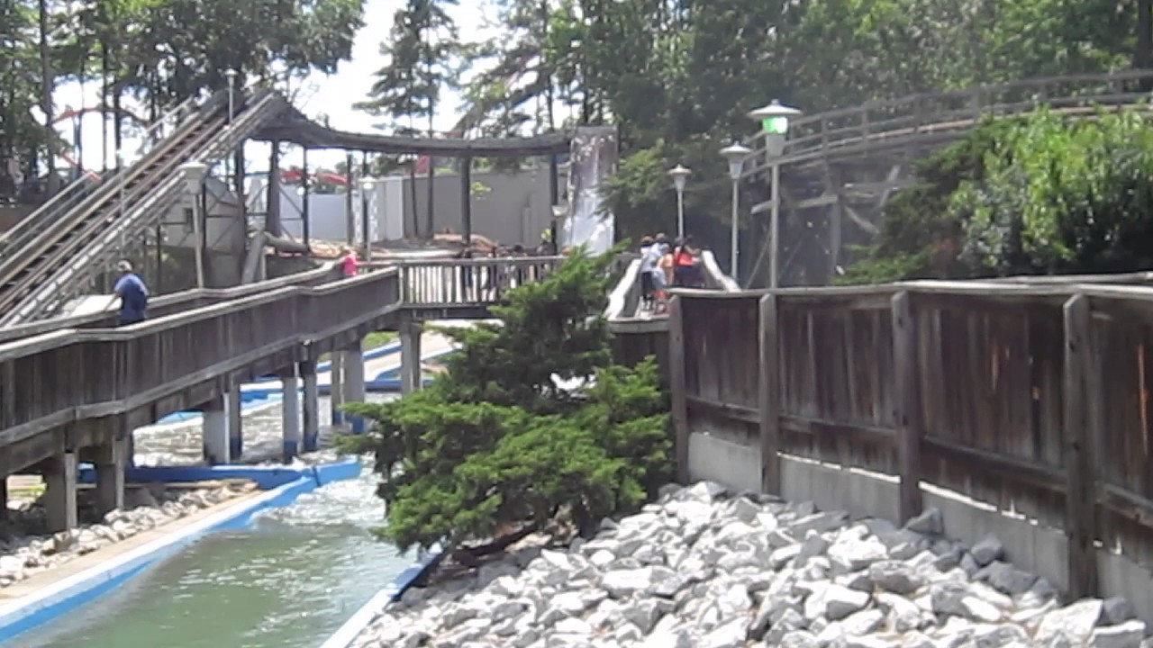 Splash Water Falls off ride at Six Flags over Georiga - YouTube