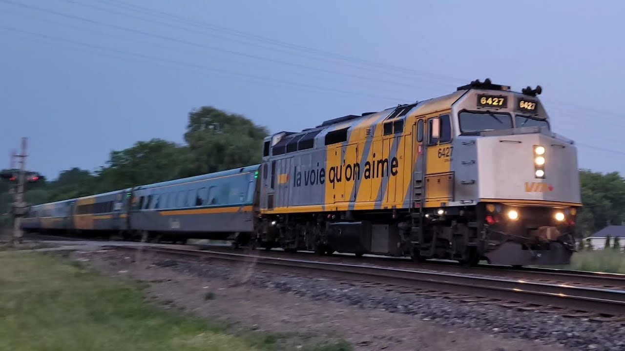 VIA 79 - 6427 In Lynden Ontario - YouTube