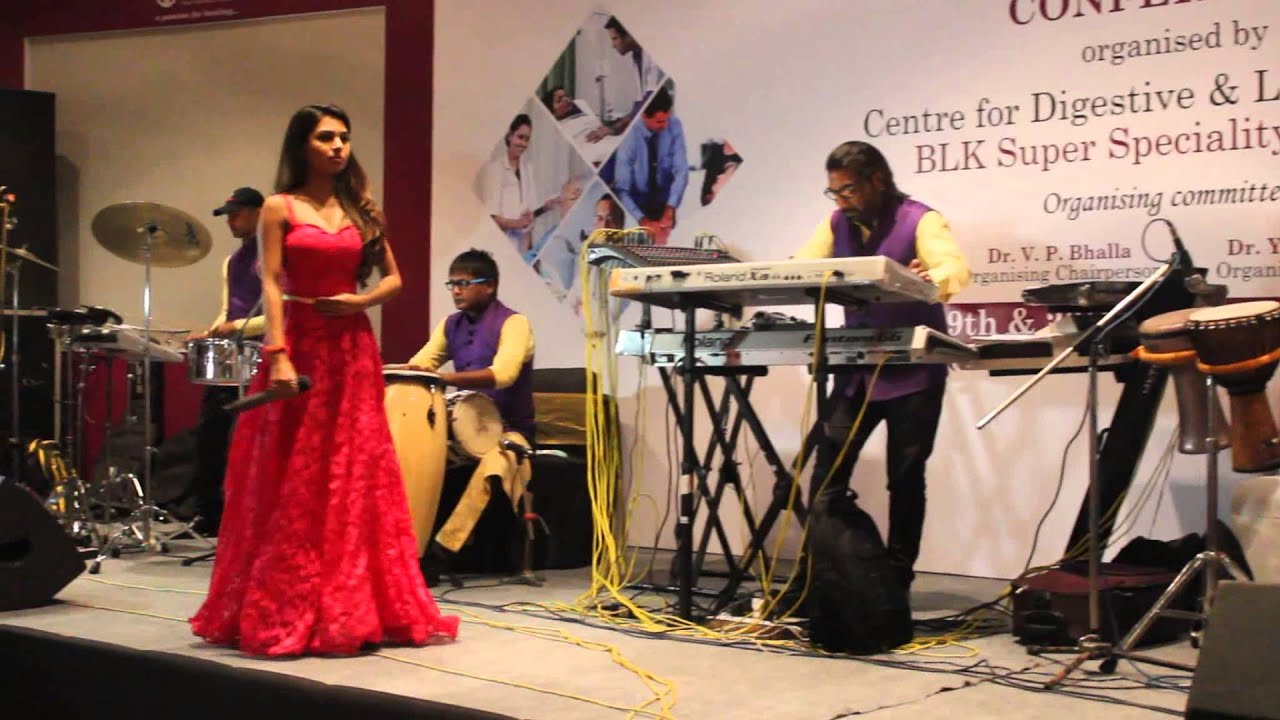 Tia kar @ Delhi | Kamli | - YouTube