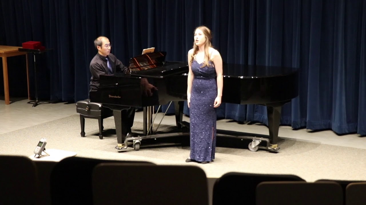 Morgan Paige: La Gondola - YouTube