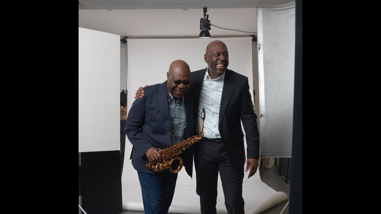 Manu Dibango & Robert Brazza : 20 ans de partage - YouTube