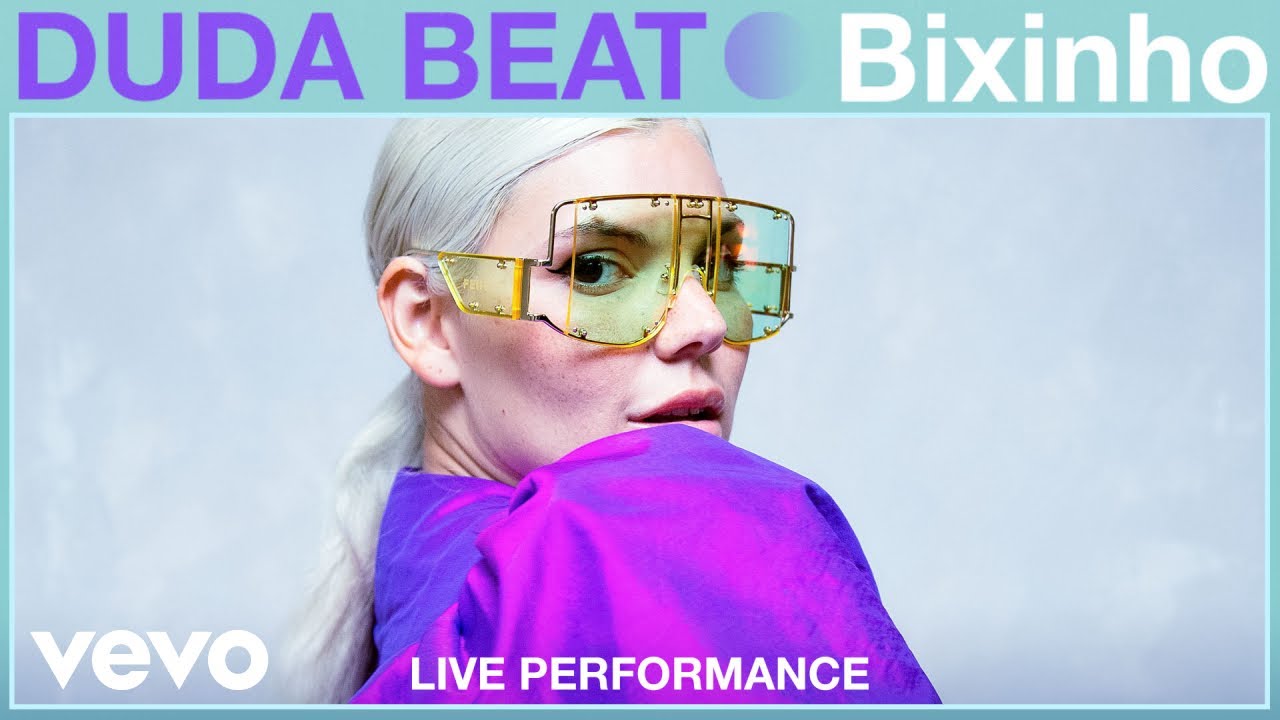 DUDA BEAT - Bixinho (Live Performance) | Vevo - YouTube