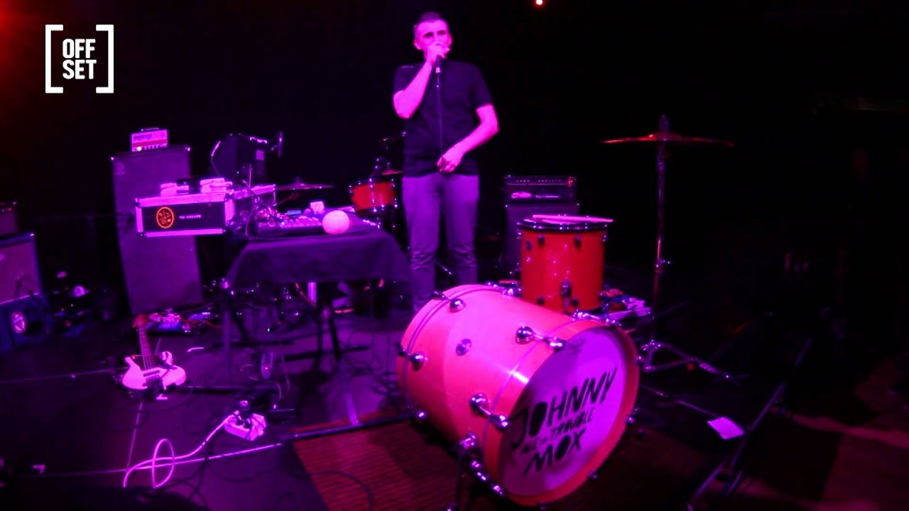 JOHNNY MOX with GAZEBO PENGUINS - Lezioni di Beatbox - Live @ Smart Lab ...