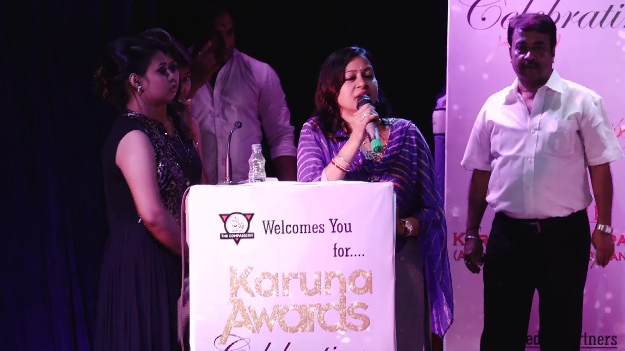 Ritu Goel ji Councillor of Rohini in Karuna Awards. - YouTube