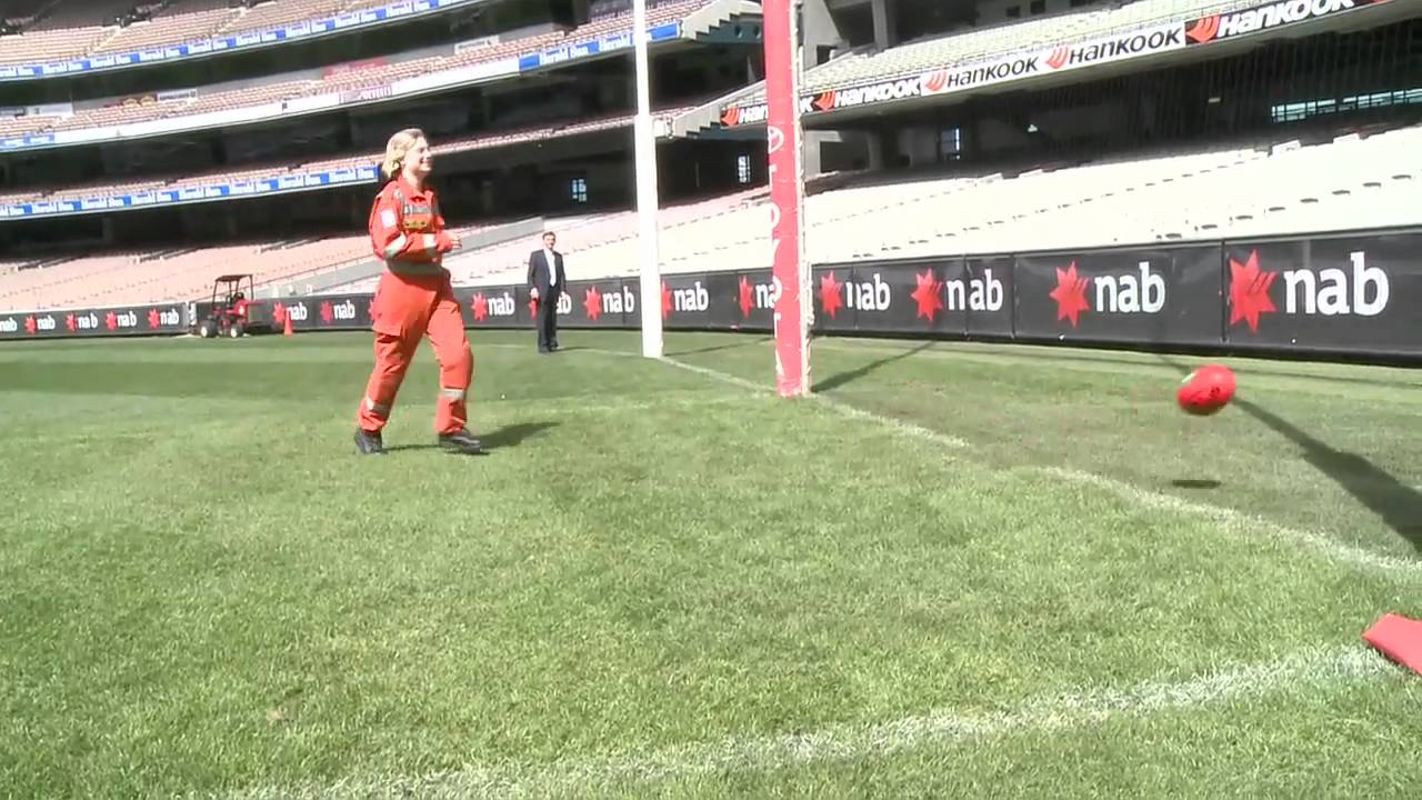 John Brumby - MCG's Great Southern Stand gets a $55m boost - YouTube