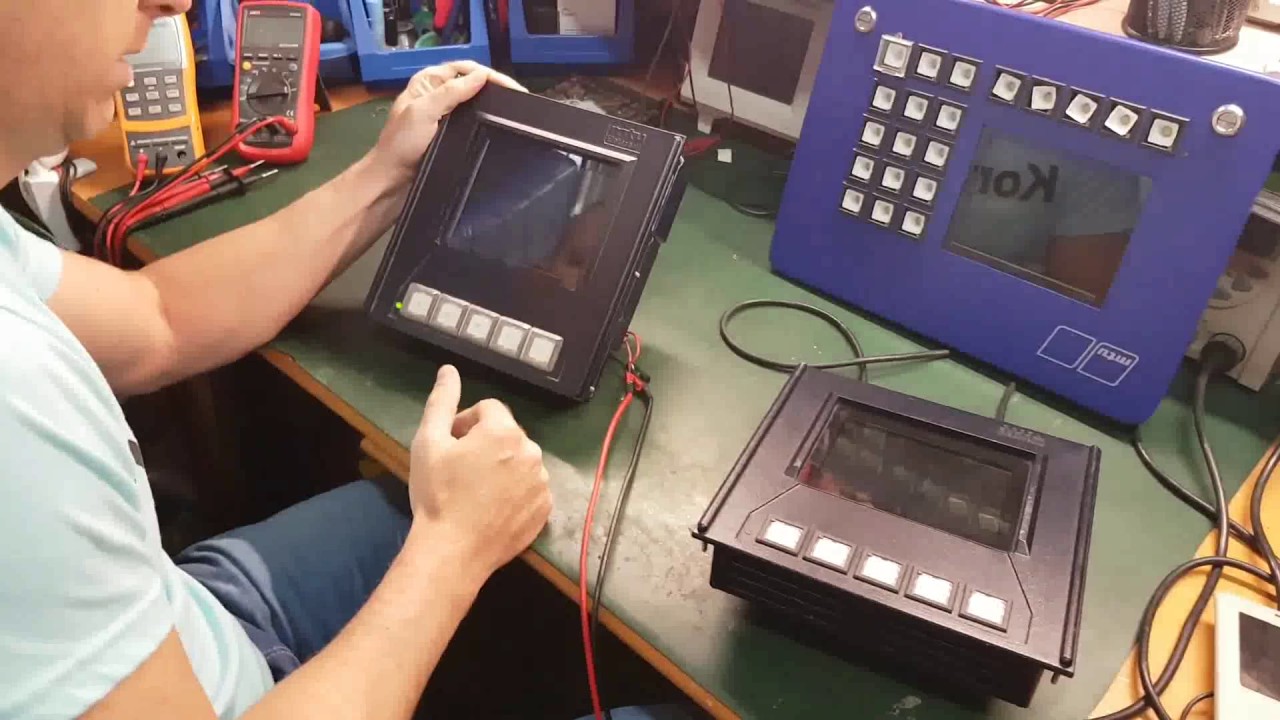 MTU electronic marine display repair. Reparar pantalla MTU de yate ...