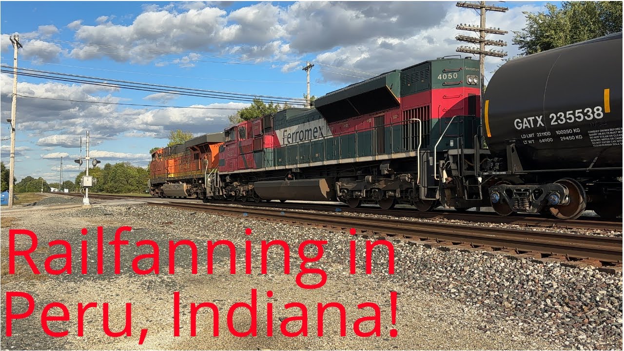 Railfanning in Peru Indiana - YouTube