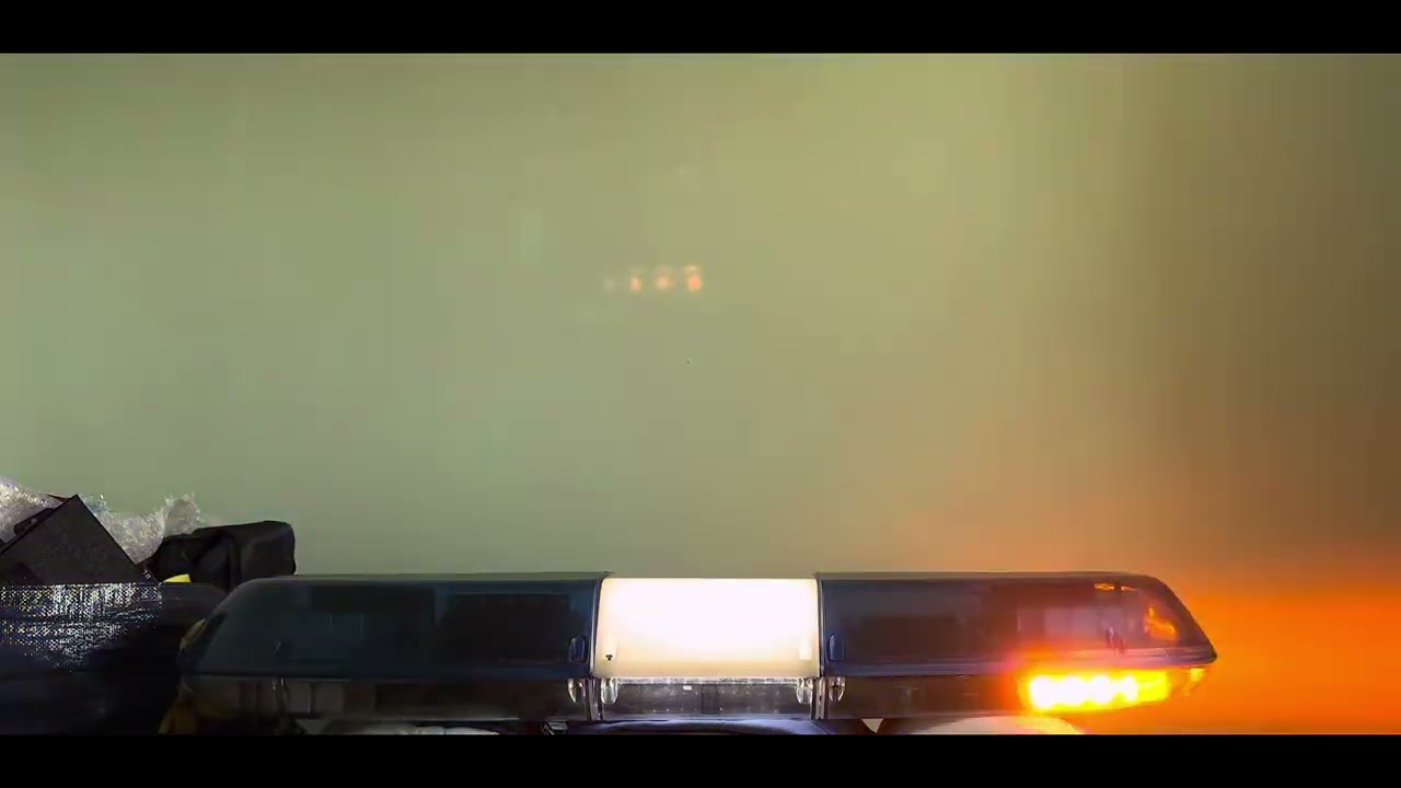 Federal Signal - VISTA - With AS-320 Siren - Amber & Blue - YouTube