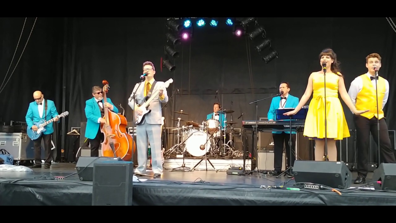 BUDDY HOLLY tribute "EVERYDAY" Live at 2019 Peach Festival, Penticton ...