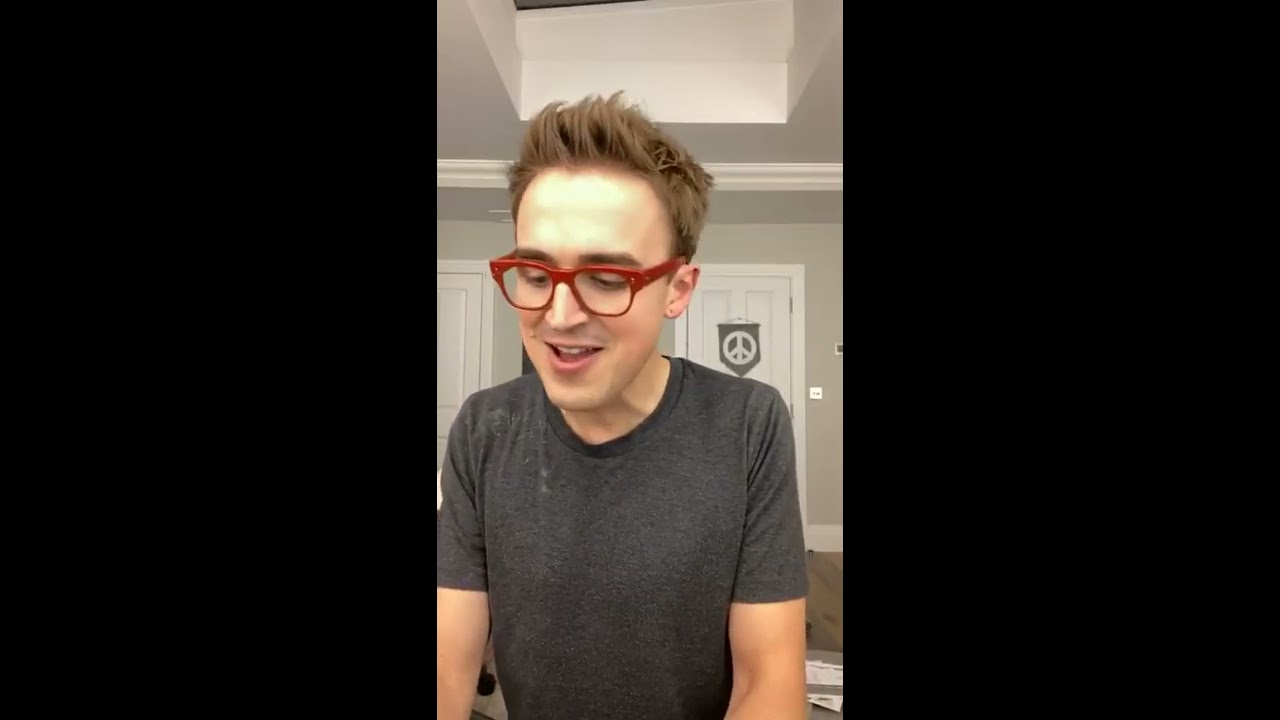 Tom Fletcher's livestream on instagram (12/11/2019) - YouTube