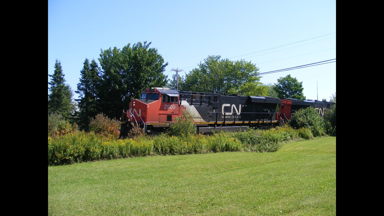 CN 305 at Berry Mills, NB August 20 2022 - YouTube