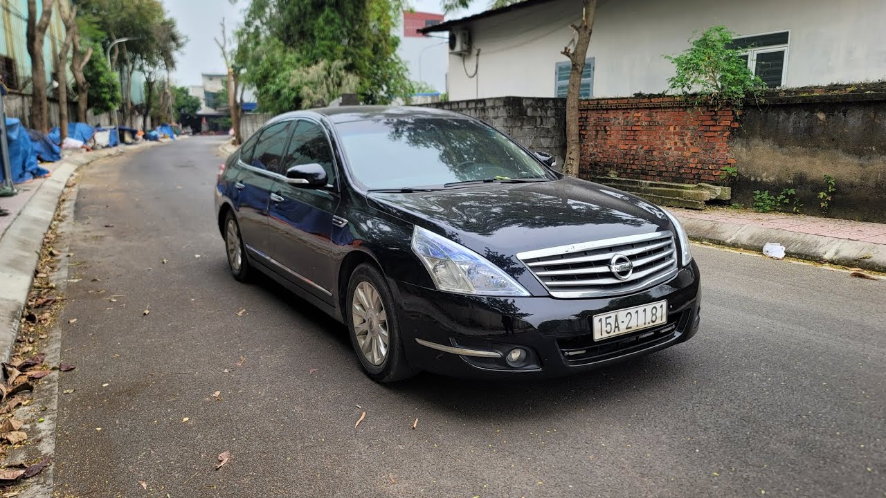 Xe Nhật nhập đài rẻ hơn Camry 250tr mua con này sang trọng đẳng cấp giá ...