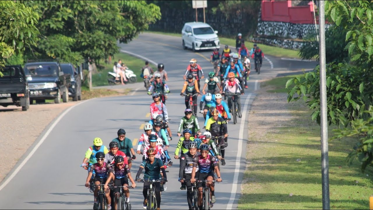 Gowes Bareng !! Capung Long Ride 2023 di Pulau Bintan - YouTube