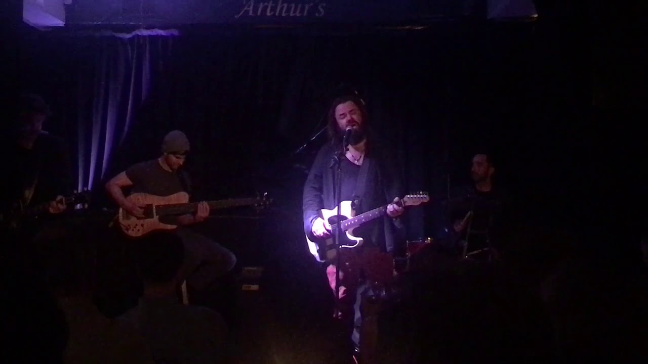 Mik Pyro’s Blues Cartel - Love is a Losing Game(A.Winehouse) - YouTube