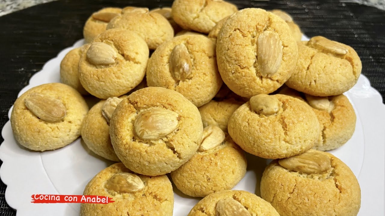 ¡UN DULCE DE BOCADO! PASTAS DE ALMENDRA - YouTube