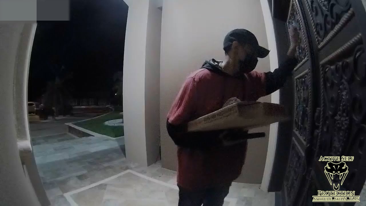 Fake Pizza Delivery Men Use Disguise To Invade House - YouTube