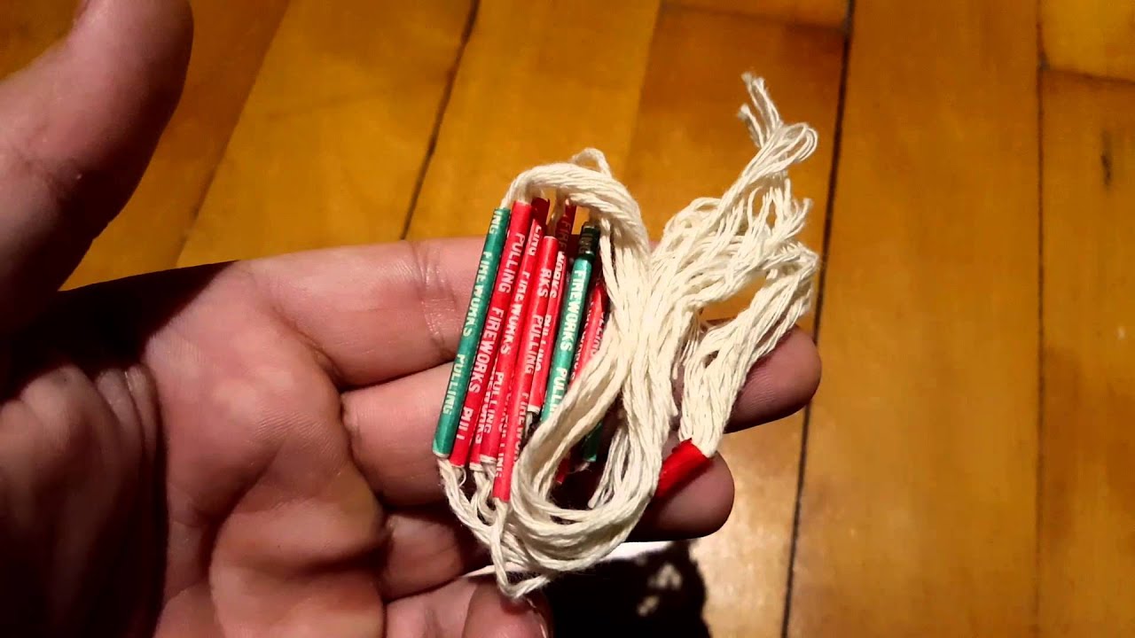 Red Lantern / EVP - Pulling Fireworks / Knallziehschnüre - YouTube