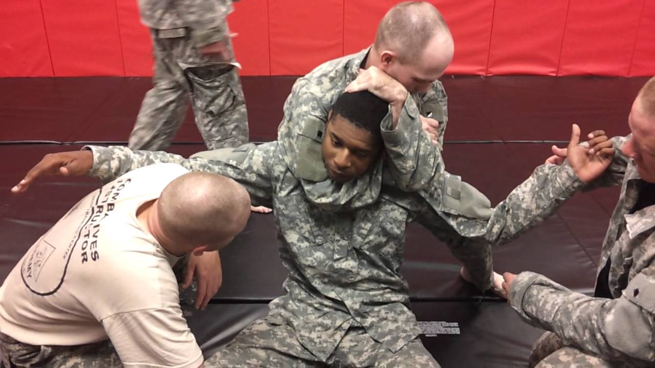 Army Combatives Level 1 (Put to sleep) - YouTube