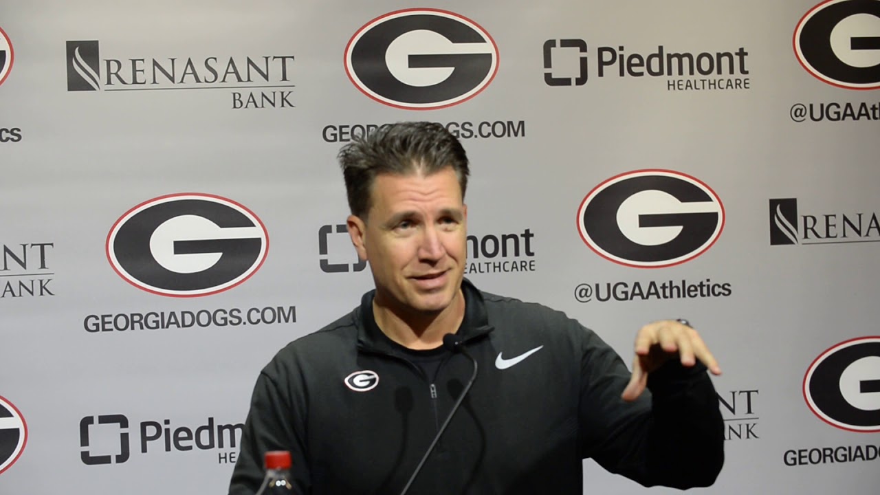 James Coley talks about the Bulldogs' offense in 2019 - YouTube