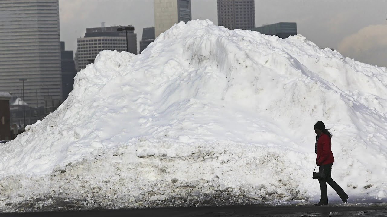9@9: The science behind giant snow piles - YouTube