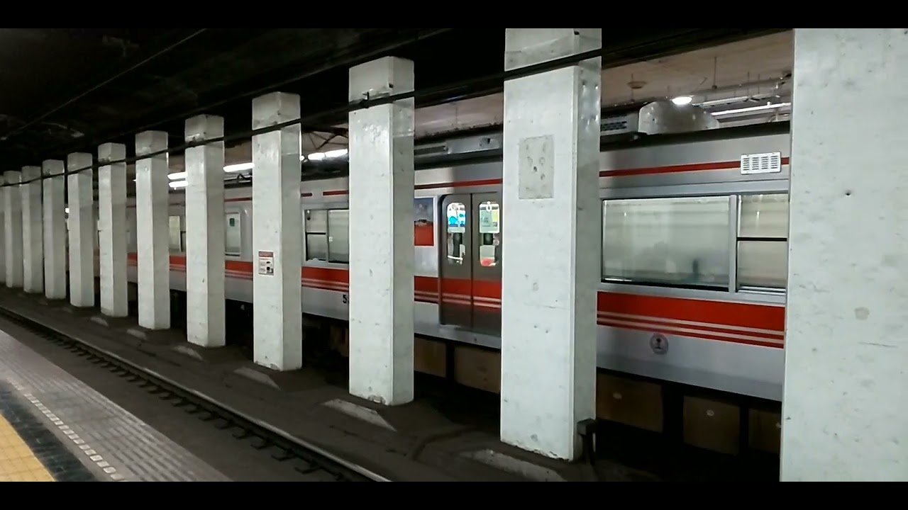山陽5000系5702F 大阪梅田行き直通特急(黄) 高速長田駅発着 - YouTube