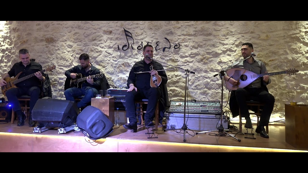 Κώστας Σαριδάκης - Δεν έχω λόγια (Live) - YouTube