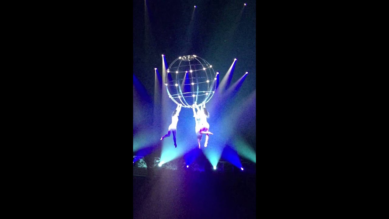 Le Reve show Las Vegas - YouTube