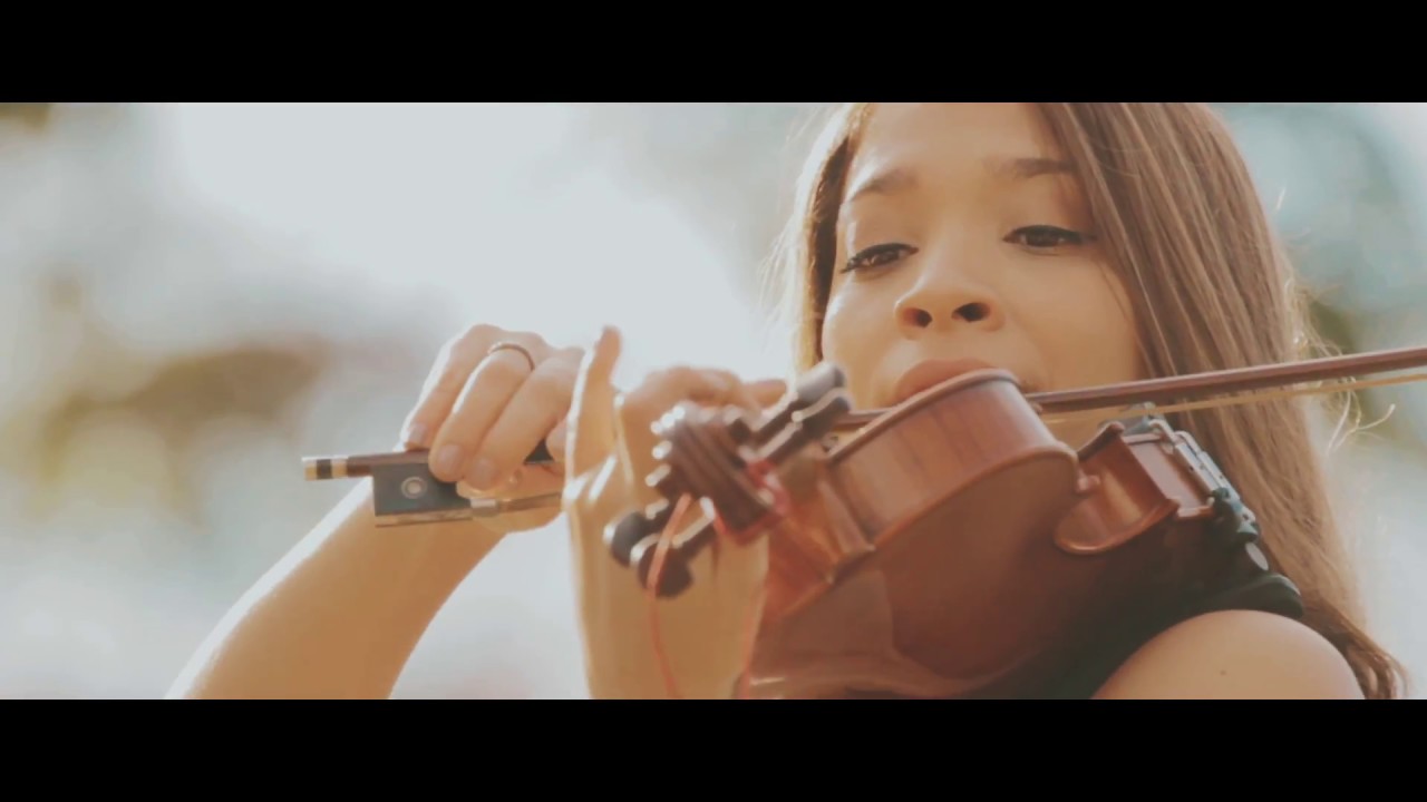 Espontáneo Acústico Eva Rojas Violinista - YouTube