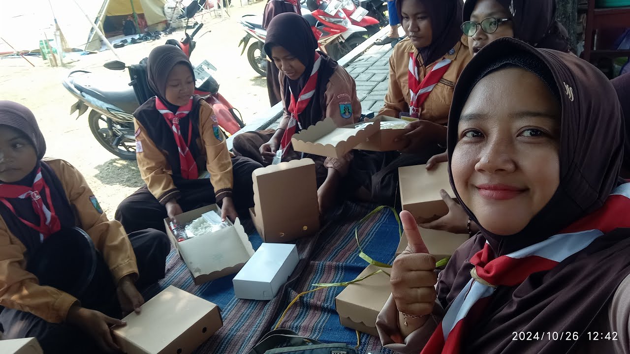 Ishoma makan siang - YouTube