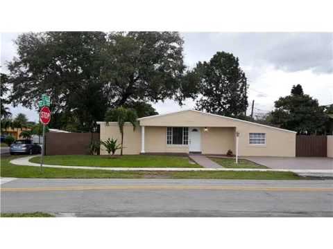 6448 W 12th Ln,Hialeah,FL 33012 Casa En Venta