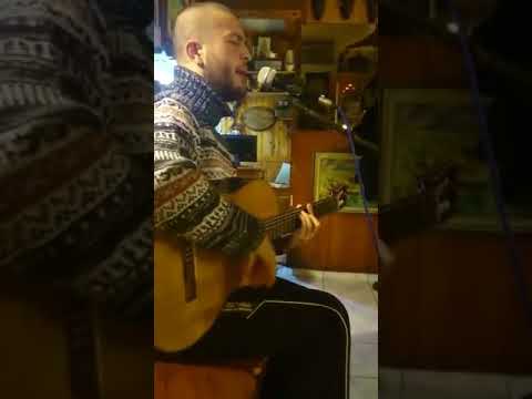 Piranha Cafe'de canlı müzik