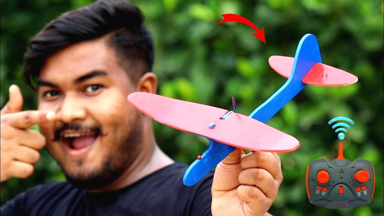 How To Make A Simplest Flying Plane | 100% Working | খুব সহজে এরোপ্লেন ...