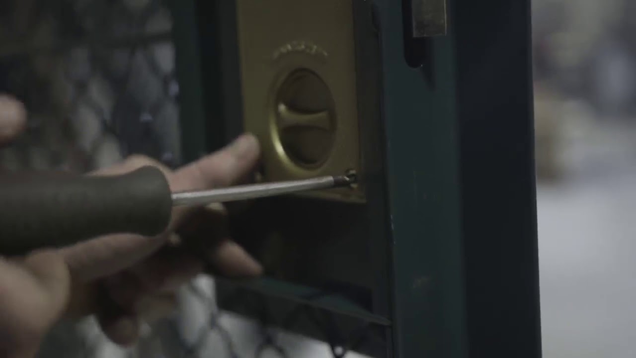 Standard partition installation. - YouTube