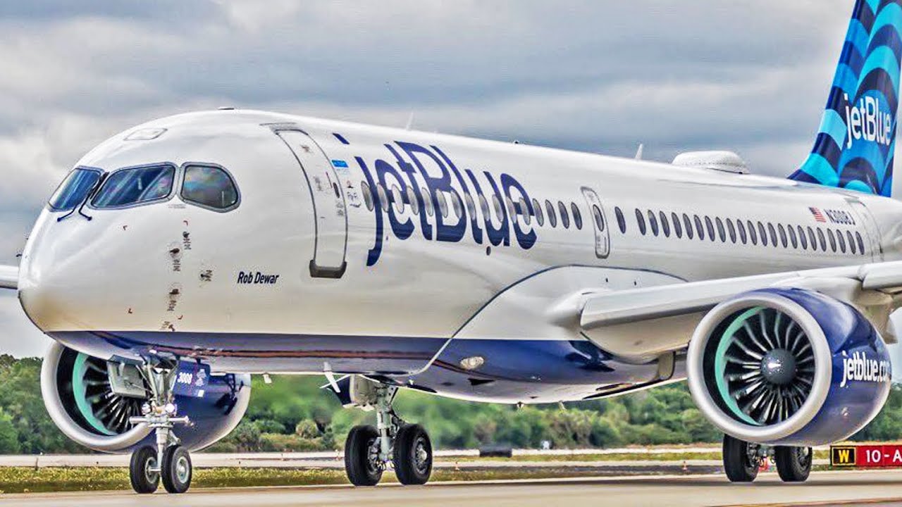 Infinite Flight Pro | JetBlue A220neo Descent and Landing at JFK ...