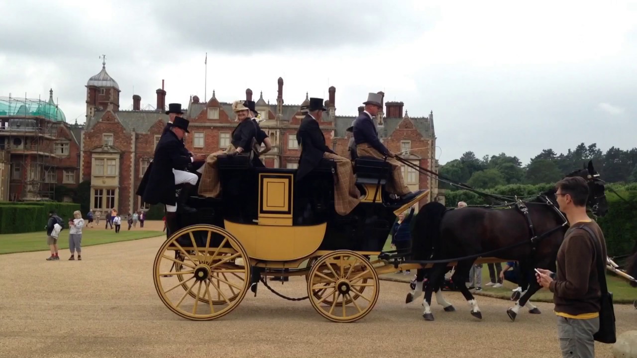 Mail coach driving in Sandringham - YouTube