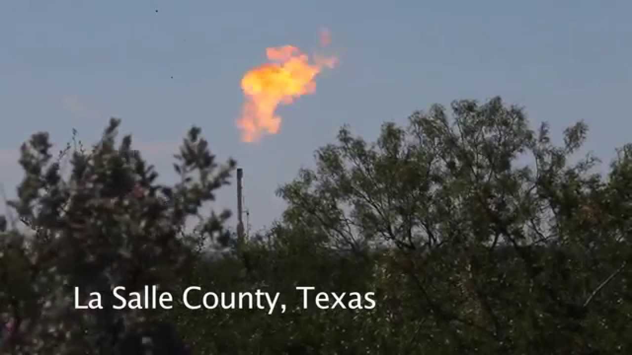 Flaring natural gas in the Eagle Ford Shale - YouTube