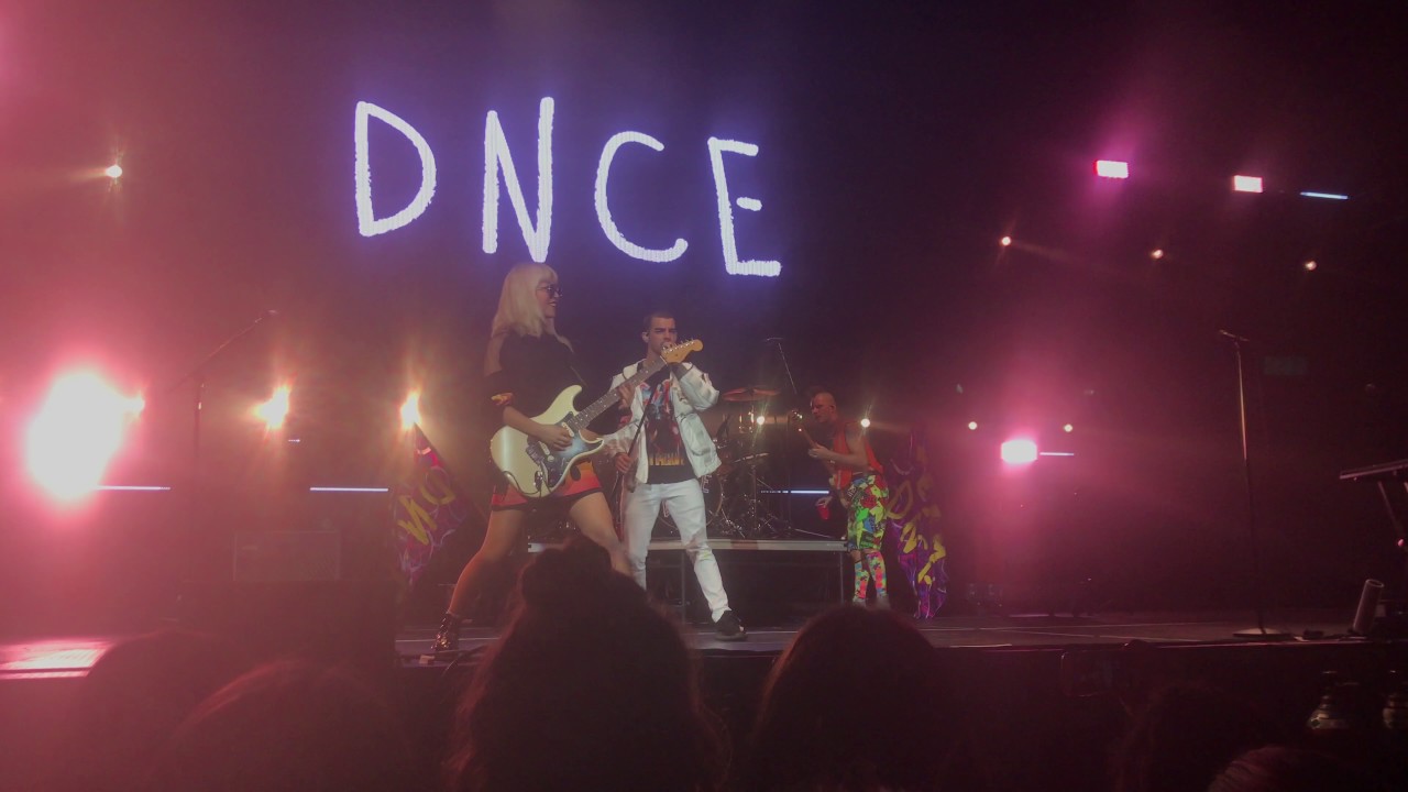 DNCE - Blown + Good Day LIVE - UCF/CFE Arena - 03/30/17 [4K] - YouTube
