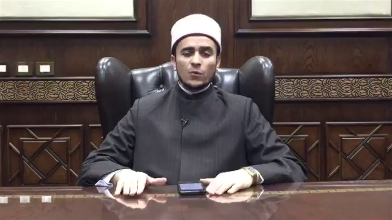 هل تجوز الصلاة بملابس خفيفة؟ - YouTube