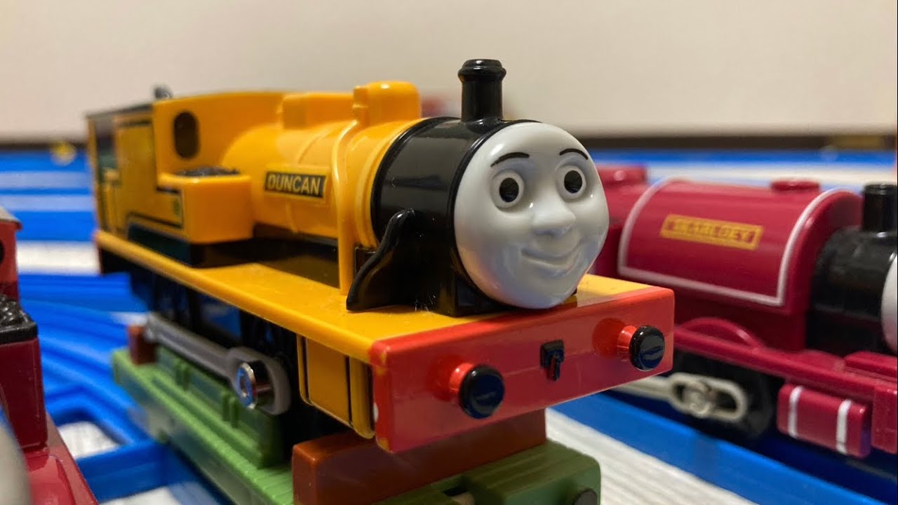 Dunkin Duncan tomy thomas & friends - YouTube