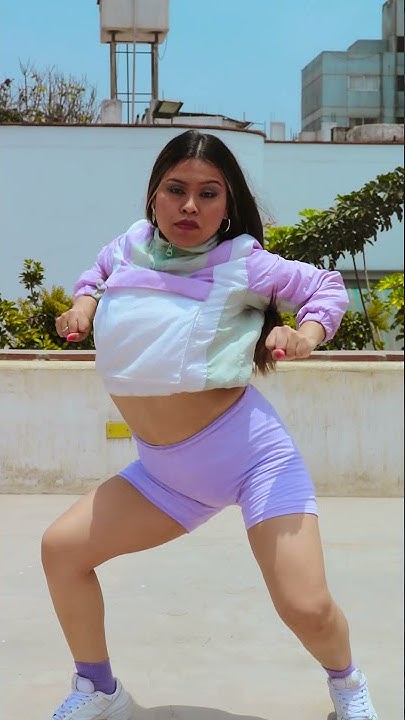 BICHOTA KAROL G - COREOGRAFIA #KAROLG #BICHOTA #short #youtubeshort - YouTube