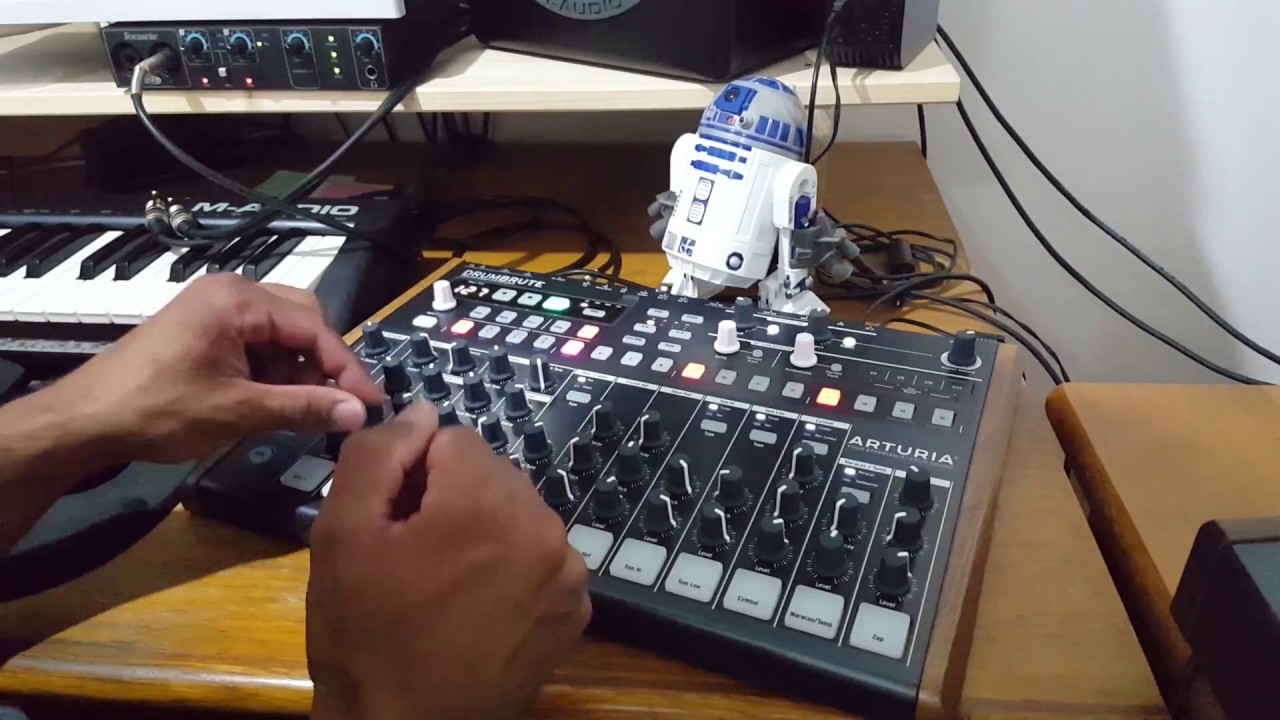 Minimal Groove on Arturia Drumbrute by Dj Rodjer - YouTube