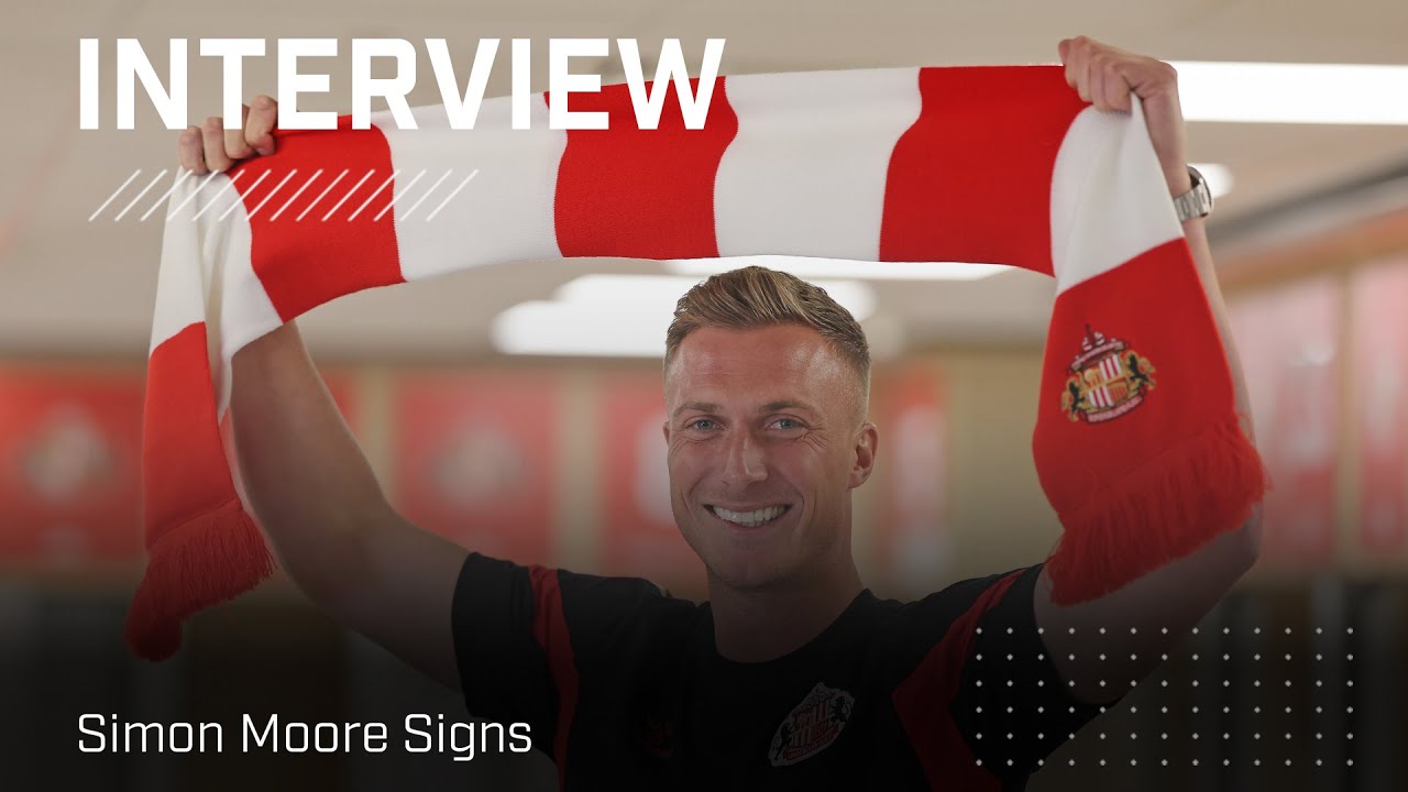"I jumped at the opportunity" | Simon Moore Signs | Interview - YouTube