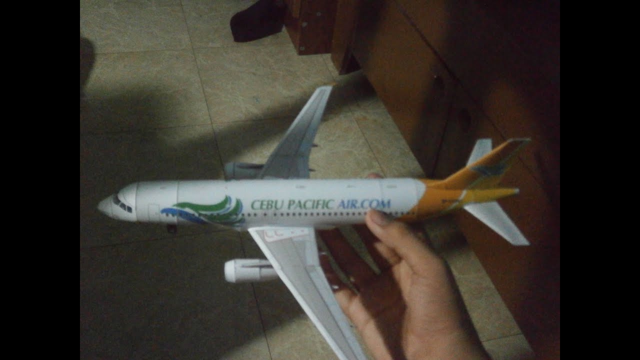 1100 Paper Model Papercraft Of The Air Asias Airbus A320 200 Making Images