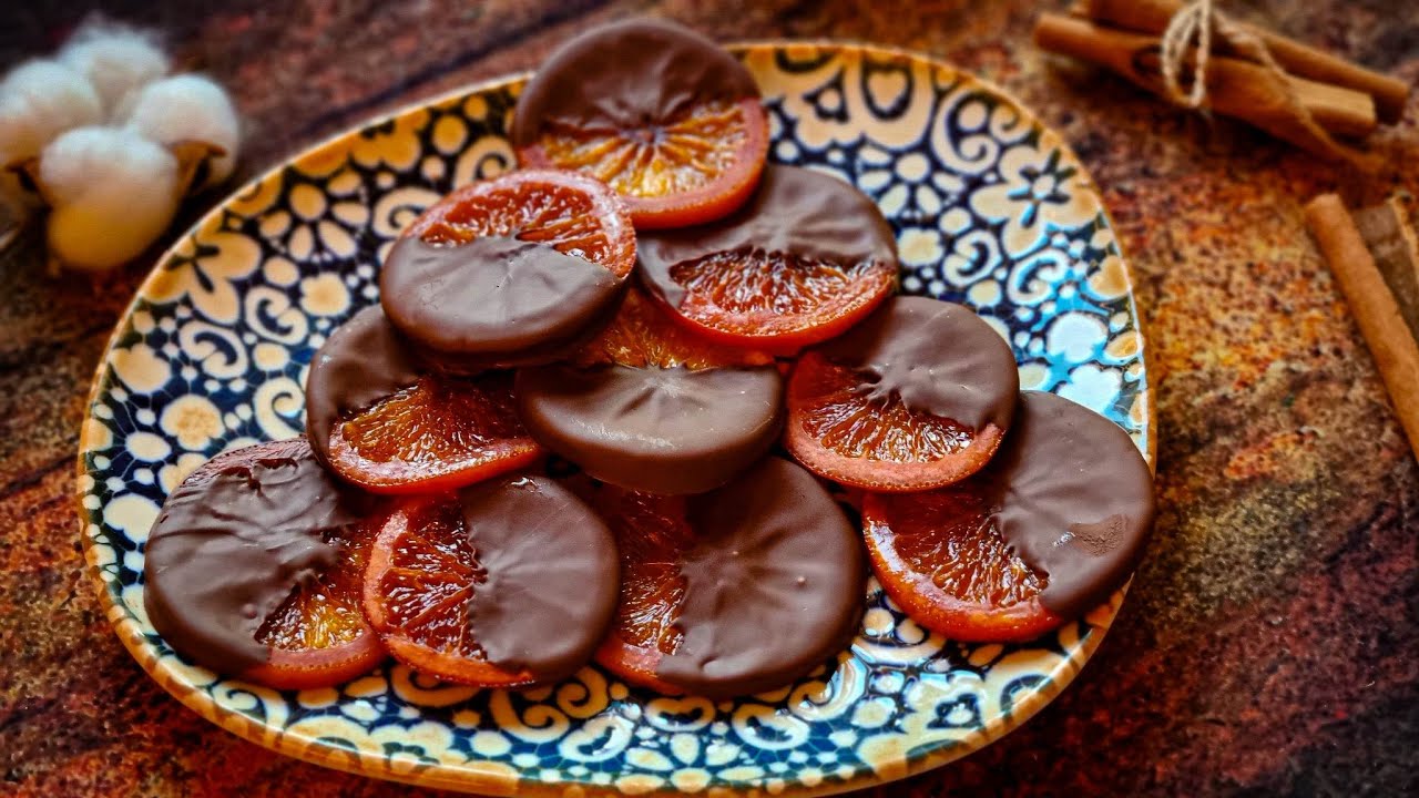 Felii de portocala confiate in vin rosu, cu ciocolata neagra - YouTube