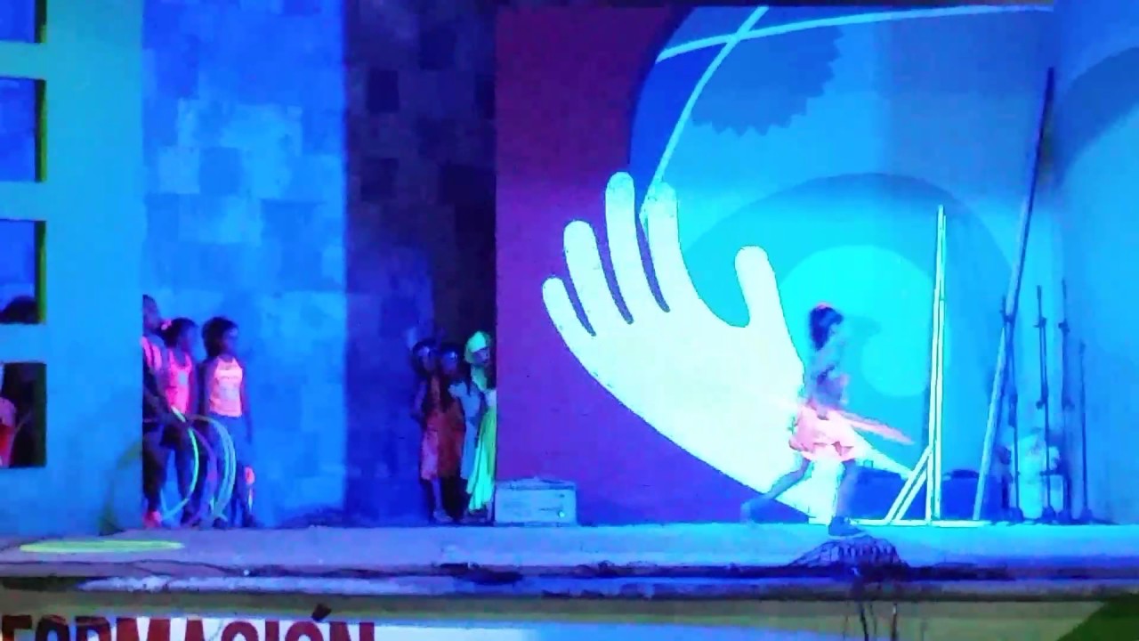 Hula hoop & circus MINERVA san jose 17/mar/17 - YouTube